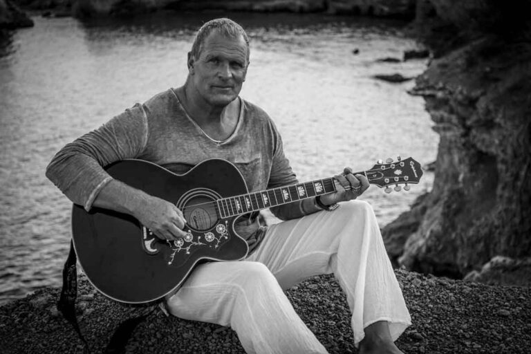 Ibiza: Vernissage mit Fotos von Sven Puch im "marc's" - Ibiza Heute